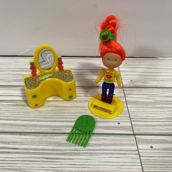 Mattel | Toys | Vintage Mattel 987 Wee Wild Things Doll And Vanity Set ...